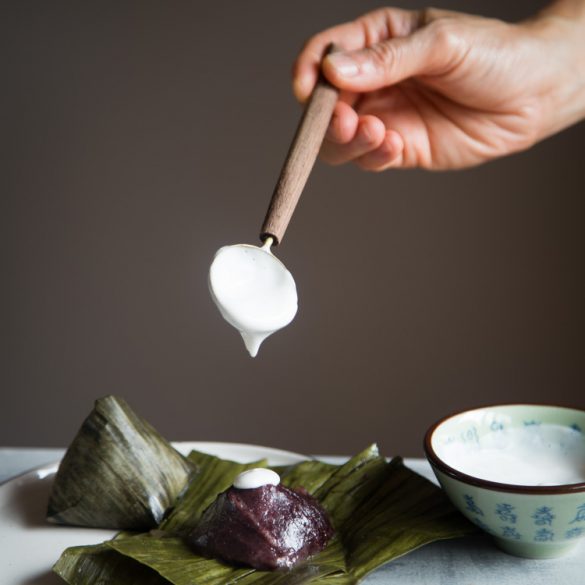 Ku Chai Kuih / Koo Chai Kueh (Steamed Chives Dumplings)