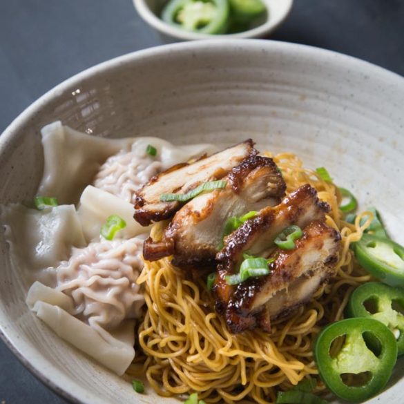 Kwe Tiau Siram (Flat Noodles in Egg Gravy / Wat Tan Hor)