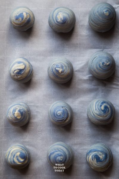 Teochew Red Bean Spiral Thousand Layer Mooncake