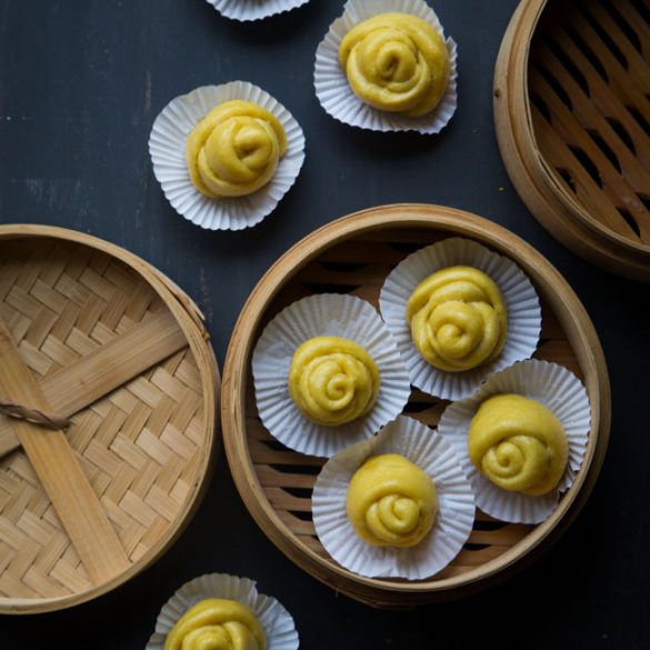 Dou Sha Bao (Red Bean Paste Steamed Buns)