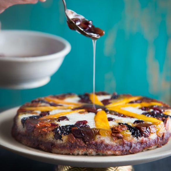 Fried Pounded Glutinous Rice Cake with Brown Sugar Syrup (Hong Tang Ci Ba)