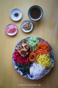 How To Prepare Yu Sheng / Yee Sang /Prosperity Toss Salad