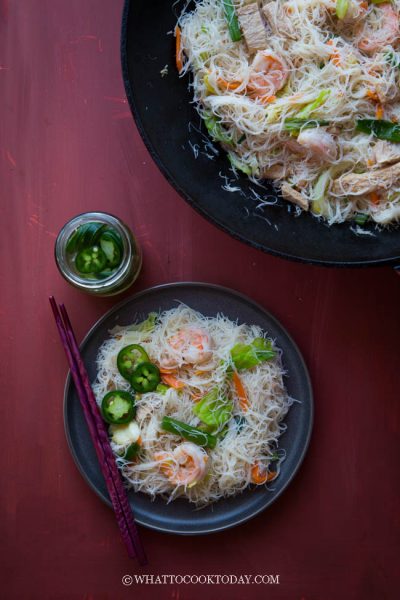 Stir-fried White Bee Hoon (炒白米粉)