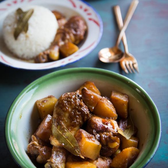 Semur Ayam Kentang Kecap (Chicken Potatoes Smoor) - What To Cook Today