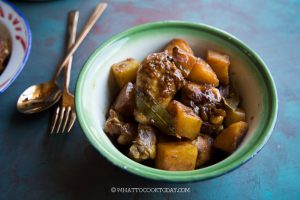 Semur Ayam Kentang Kecap (Chicken Potatoes Smoor) - What To Cook Today