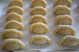 Mini Kok Chai (Chinese Crispy Peanut Puffs) - Baked or Fried