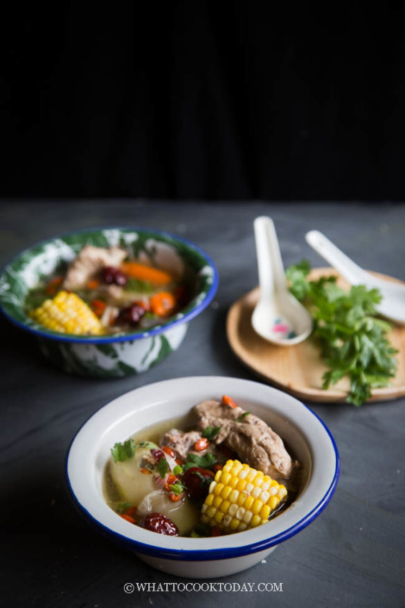 Chinese Sweet Corn Pork Ribs Soup (Pressure Cooker or Stove)