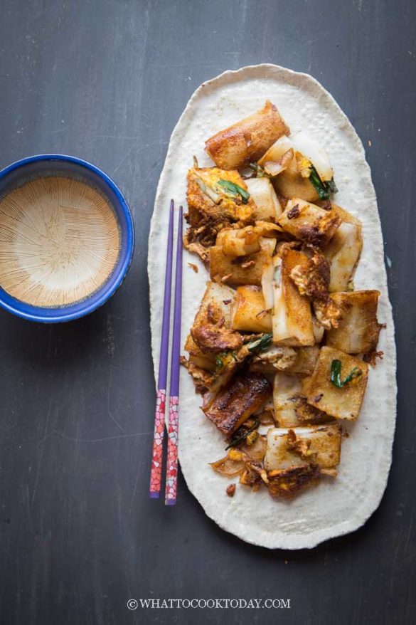 Pan-Fried Cheung Fun Rice Noodle Rolls with Eggs