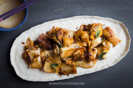 Pan-Fried Cheung Fun Rice Noodle Rolls with Eggs