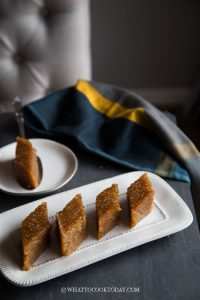 Easy Kuih Wajik / Wajid / Bee Koh (Glutinous Rice with Palm Sugar Cake)