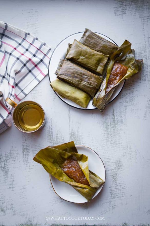Lepat Ubi Kayu / Lemet /Ketimus Singkong (Steamed Cassava Cake)