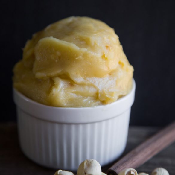 Easy Homemade White Lotus Seed Paste / Bai Lian Rong (For Mooncakes)