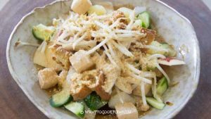 Chinese Rojak (Chinese Mixed Fruit and Veggie Salad)