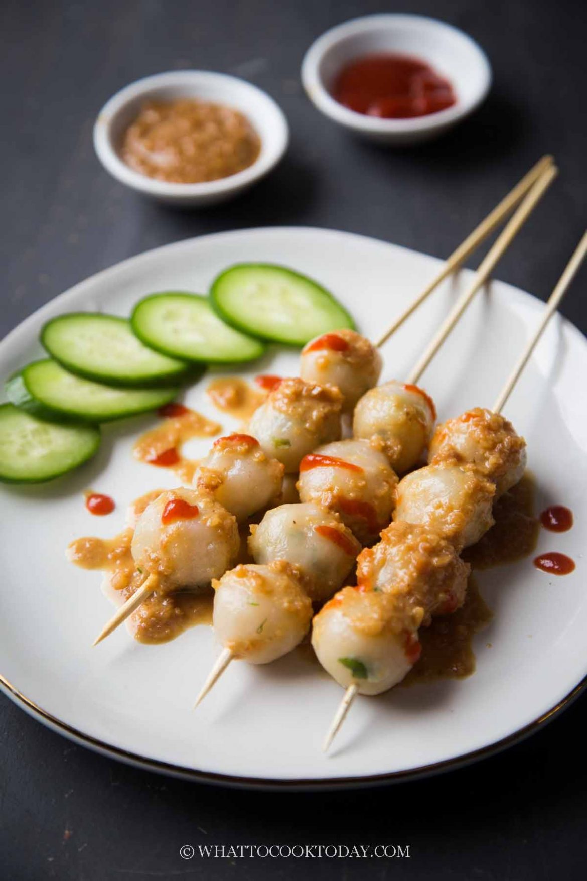 Soft and Chewy Cilok Bandung (Tapioca Balls with Peanut Sauce)