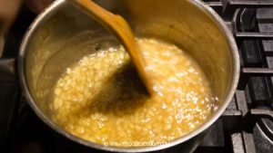 Easy Tau Suan with You Tiao (Split Mung Bean Dessert)