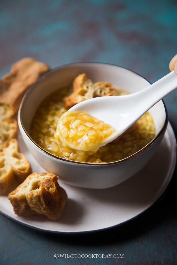 Easy Tau Suan with You Tiao (Split Mung Bean Dessert)