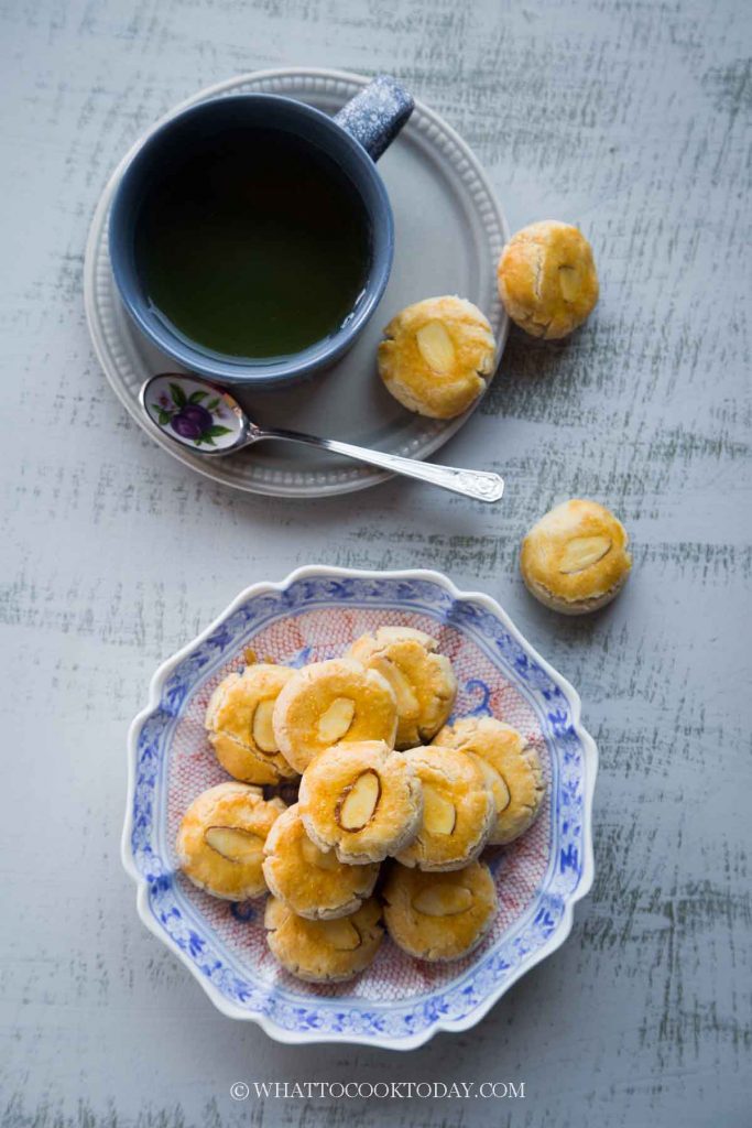Chinese New Year White Almond Cookies (白杏仁饼)