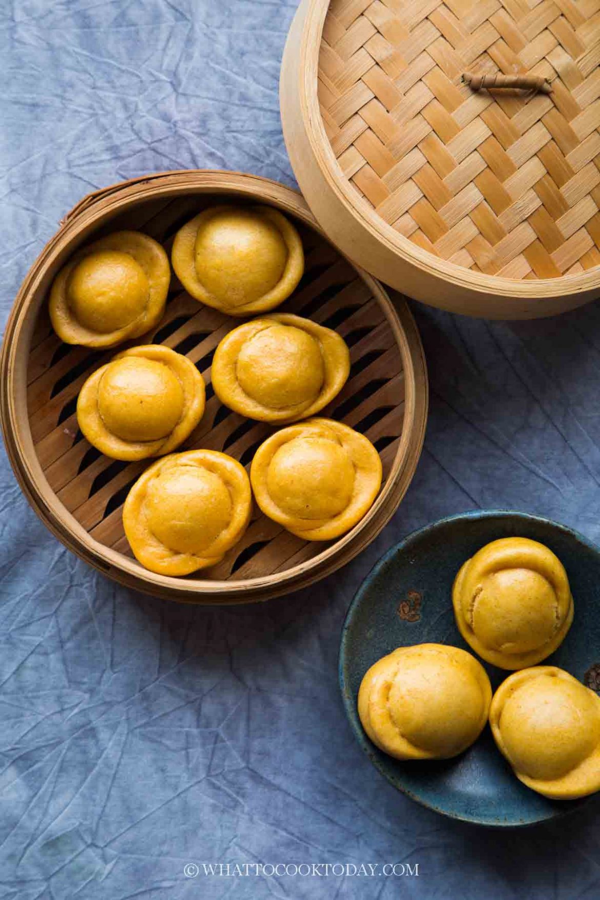 Chinese New Year Gold Ingot Steamed Buns (Jin Yuanbao Baozi)