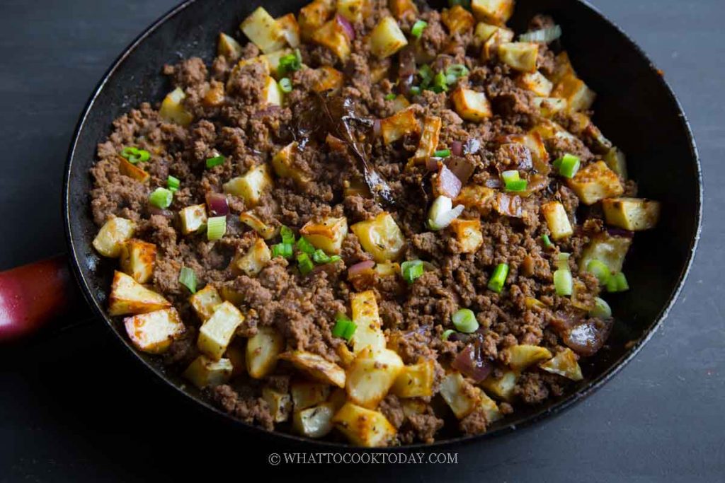 Easy Macanese Minchi/Minchee (Minced Meat Potato Hash)