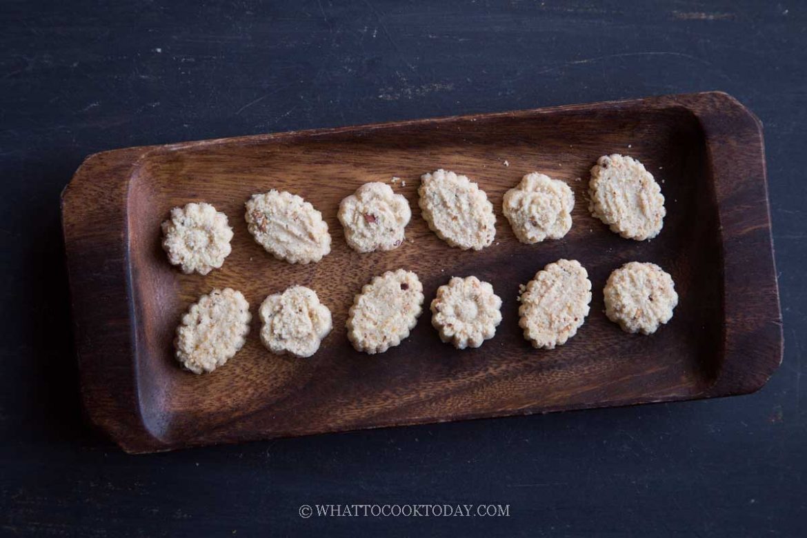 Macau Mung Bean Almond Cookies - What To Cook Today