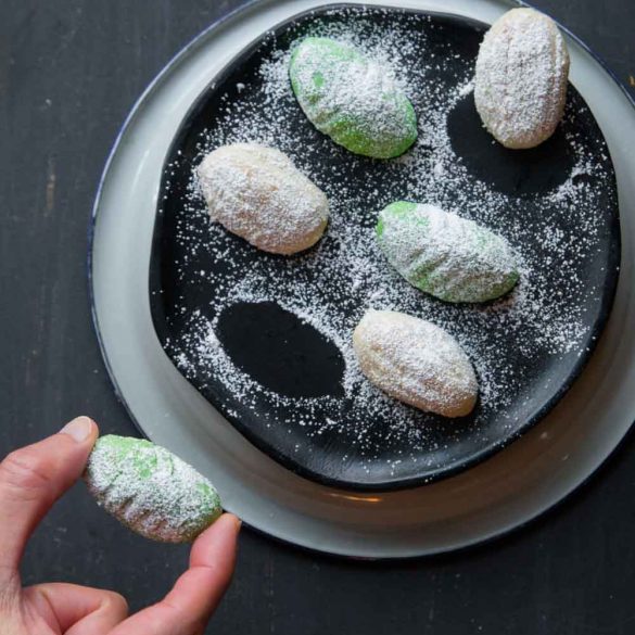 Sweet Red Bean Paste/ Anko Crinkle Cookies (with Egg or Eggless)