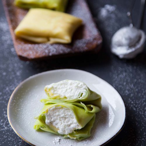 Easy Singapore Durian Cream Pancakes / Durian Crepe