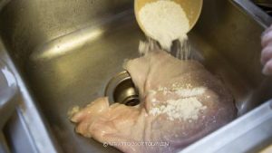 How To Clean and Prepare Pig Maw (Pig Stomach)