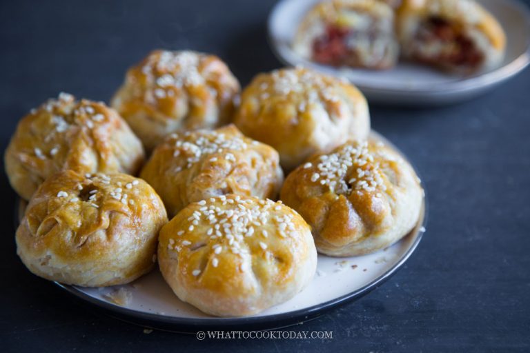 Seremban Siew Bao / Shao Bao (Baked Flaky BBQ Pork Pastry Bun 烧包)