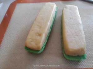 Easy Pandan Checkerboard Cookies (Biskut Dam)