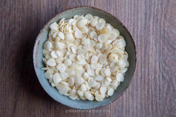 Chinese Sweet Almond Dessert Soup (with Egg White)- 杏仁露