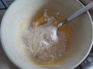 Easy Iced Gems Biscuits / Fancy Gems Biscuits (Kue Monas)