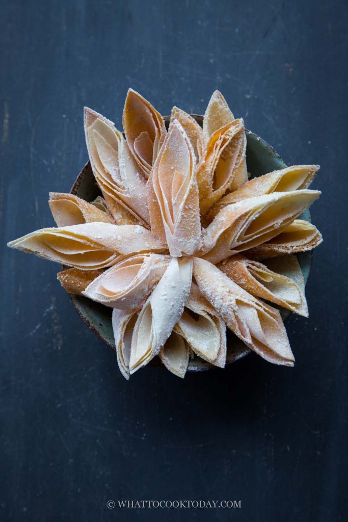 Easy Kuih Batang Buruk (Crispy Sweet Spring Roll Snack)