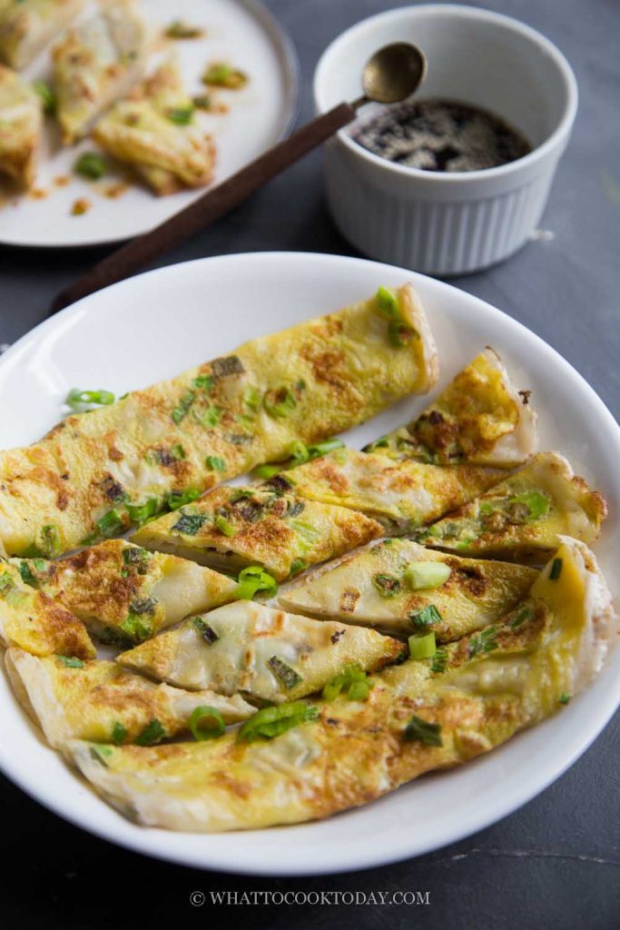 Easy Taiwanese Dan Bing (Egg Crepe Roll)