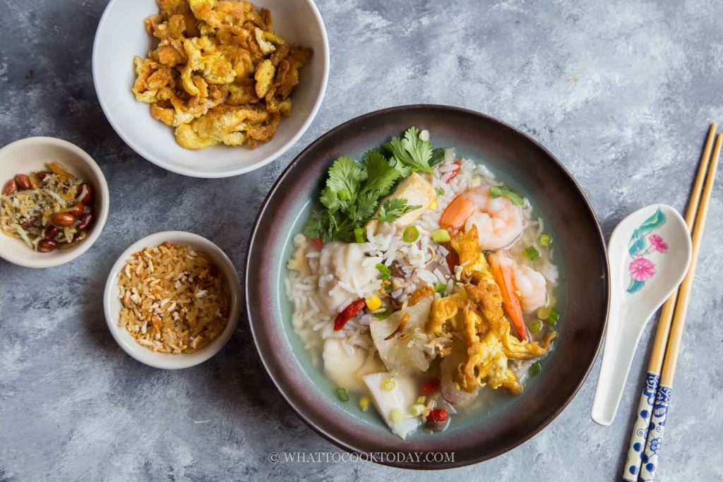 How To Make Singapore Seafood Pao Fan (Soup Rice)