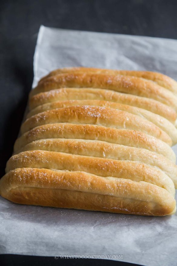 Soft and Fluffy Taiwanese Windsor Bakery Bread (温莎面包)