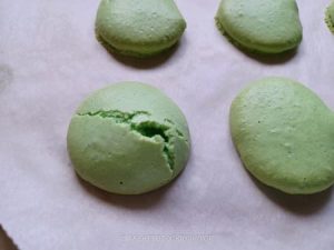 French Macarons with Taro Buttercream (French Method)