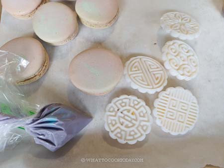 Mooncake Macaron (French Method)