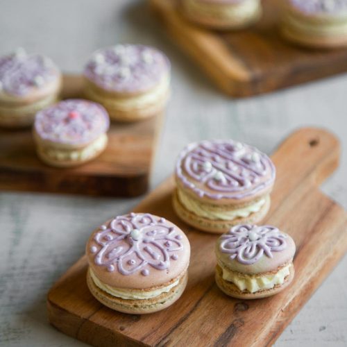 Mooncake Macaron (French Method)