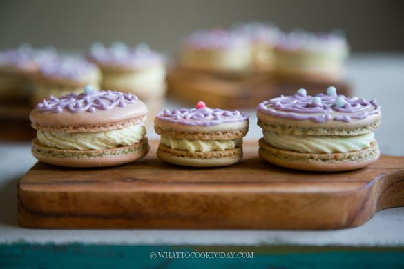 Mooncake Macaron (French Method)