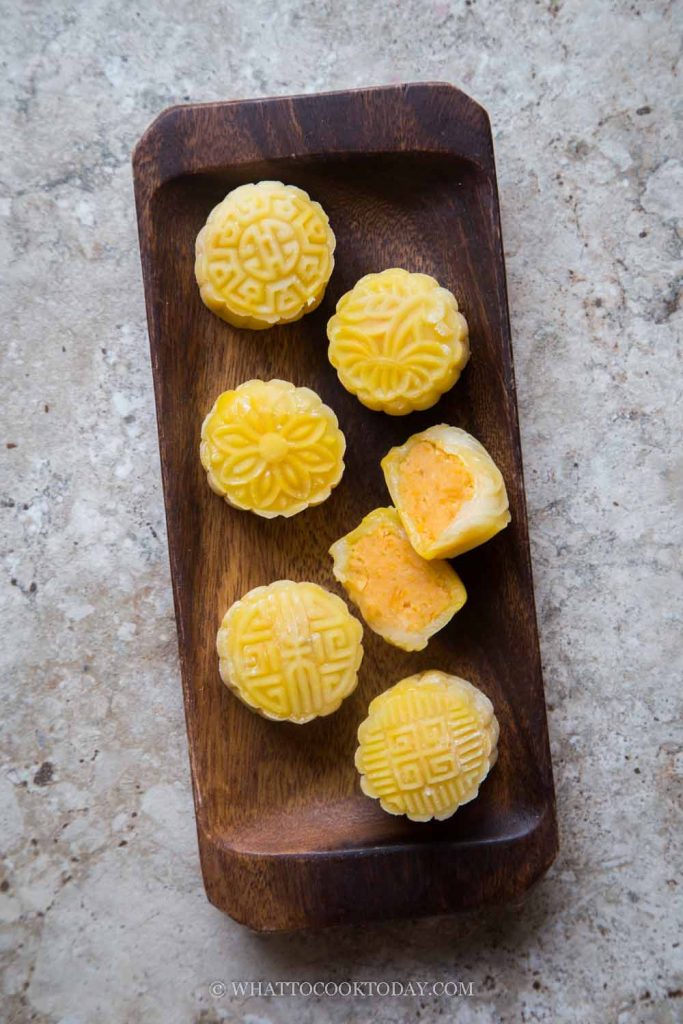 Easy Pumpkin Snow Skin Mooncake (No-Bake)