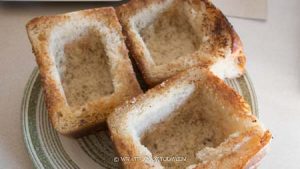 Easy Taiwan Coffin Bread (棺材板)