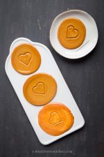 How To Make Korean Dalgona Candy from Squid Game (Ppopgi)