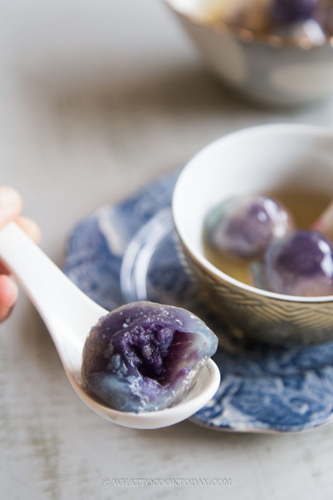Crystal Tang Yuan with Purple Sweet Potato Filling (水晶汤圆)