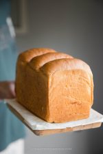 Soft Fluffy Hainanese Bread Loaf (Hailam Kopitiam Bread / Roti Benggali)