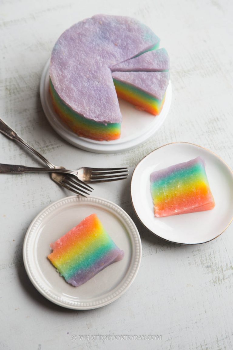 Steamed Rainbow Tapioca/Cassava Kuih (Kueh Ubi Kayu)