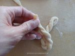 Ma Hwa / Mahua 麻花 / Kue Untir Untir (Chinese Twisted Fried Dough)