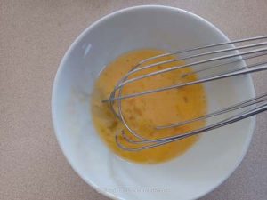 Ma Hwa / Mahua 麻花 / Kue Untir Untir (Chinese Twisted Fried Dough)