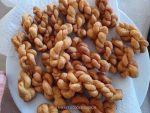 Ma Hwa / Mahua 麻花 / Kue Untir Untir (Chinese Twisted Fried Dough)