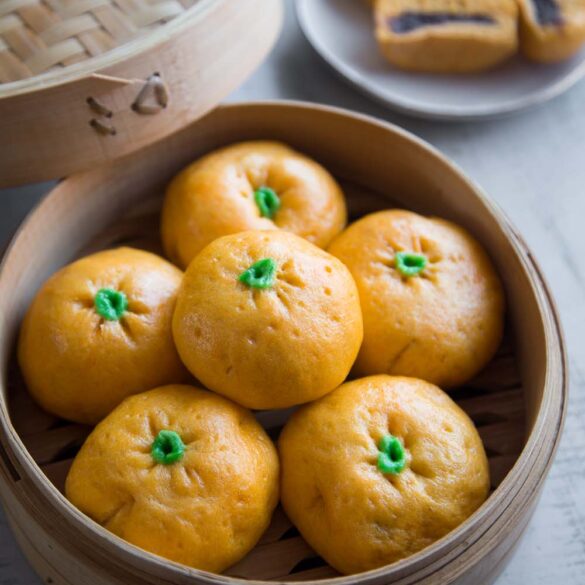 Longevity Peach Steamed Buns (Shòutáo Bao - 寿桃包)