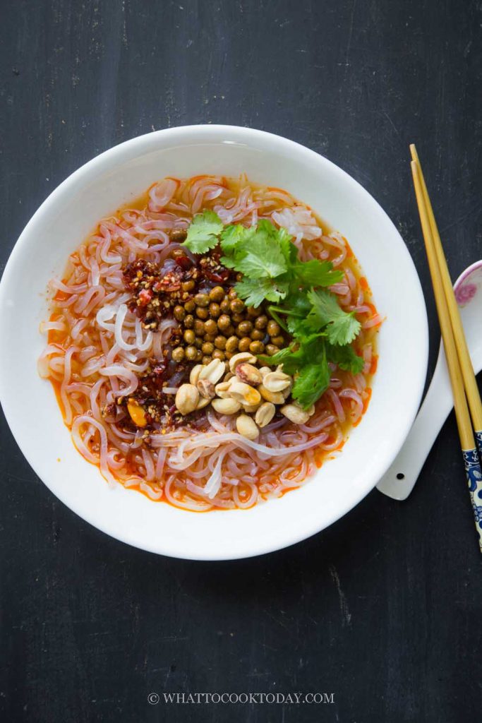 How To Make Suan La Fen (Spicy and Sour Potato Starch Noodle Soup)